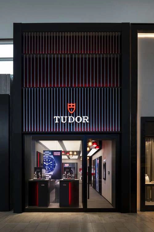 Extraordinary Calgary Retail Store Photography - RLP